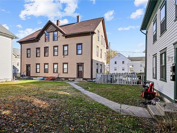 221 Cato St, Woonsocket, RI 02895 | MLS #1348912 | Zillow