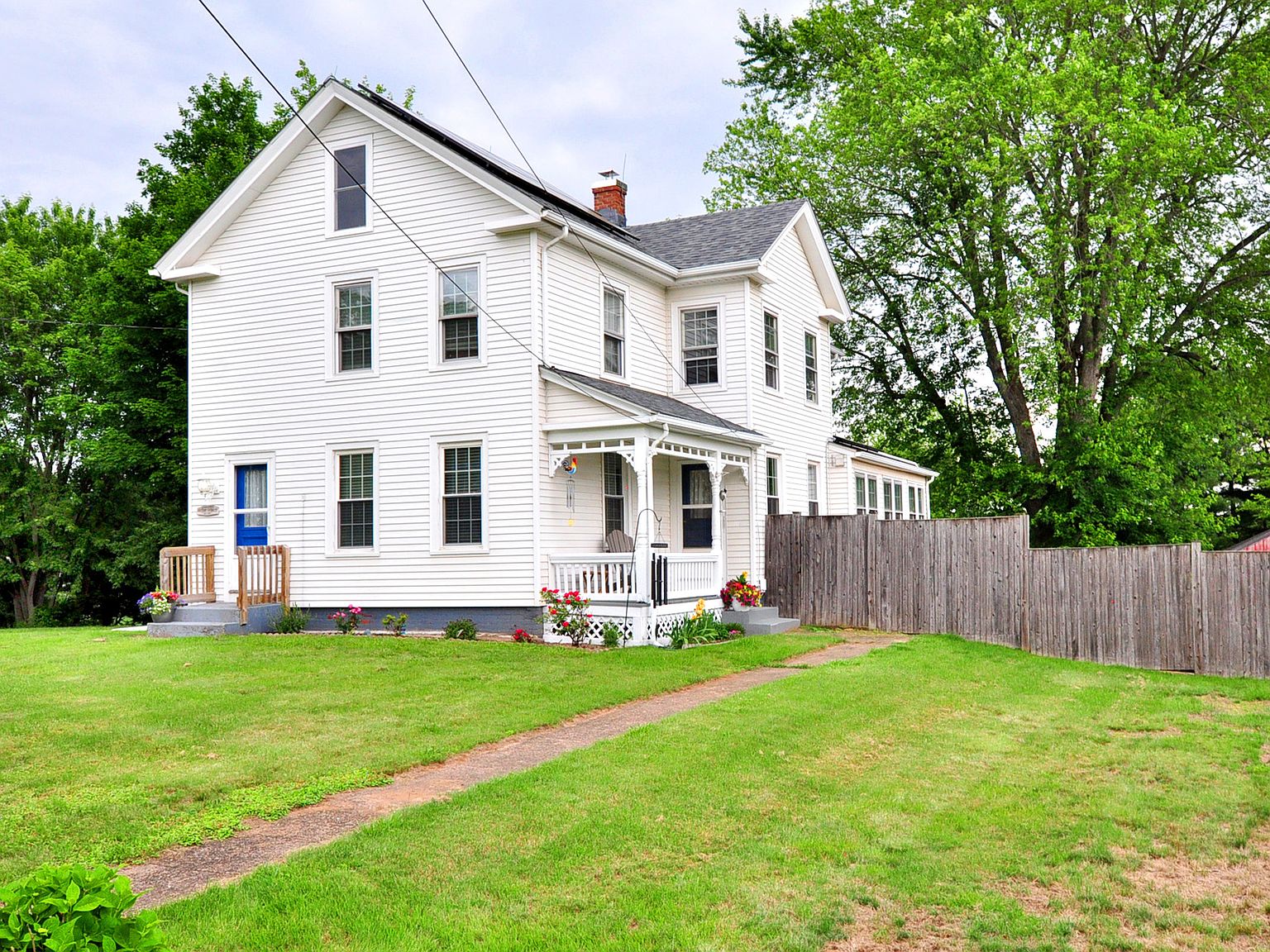44 East Street South Street, Suffield, CT 06078 | Zillow