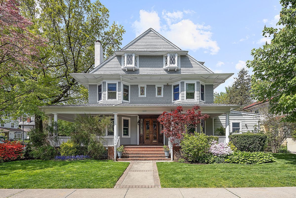 220 Rugby Rd, Brooklyn, NY 11226 | Zillow