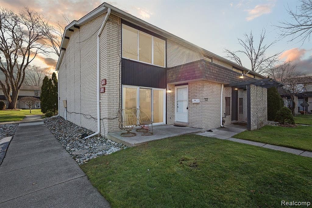 8296 Karam Blvd UNIT 1, Warren, MI 48093 | MLS #20230102146 | Zillow