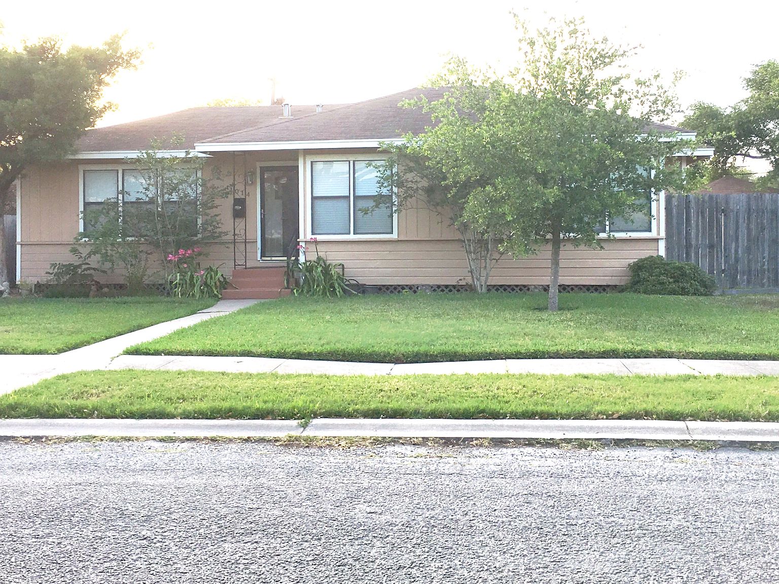 1014 Sorrell St, Corpus Christi, TX 78404 | Zillow