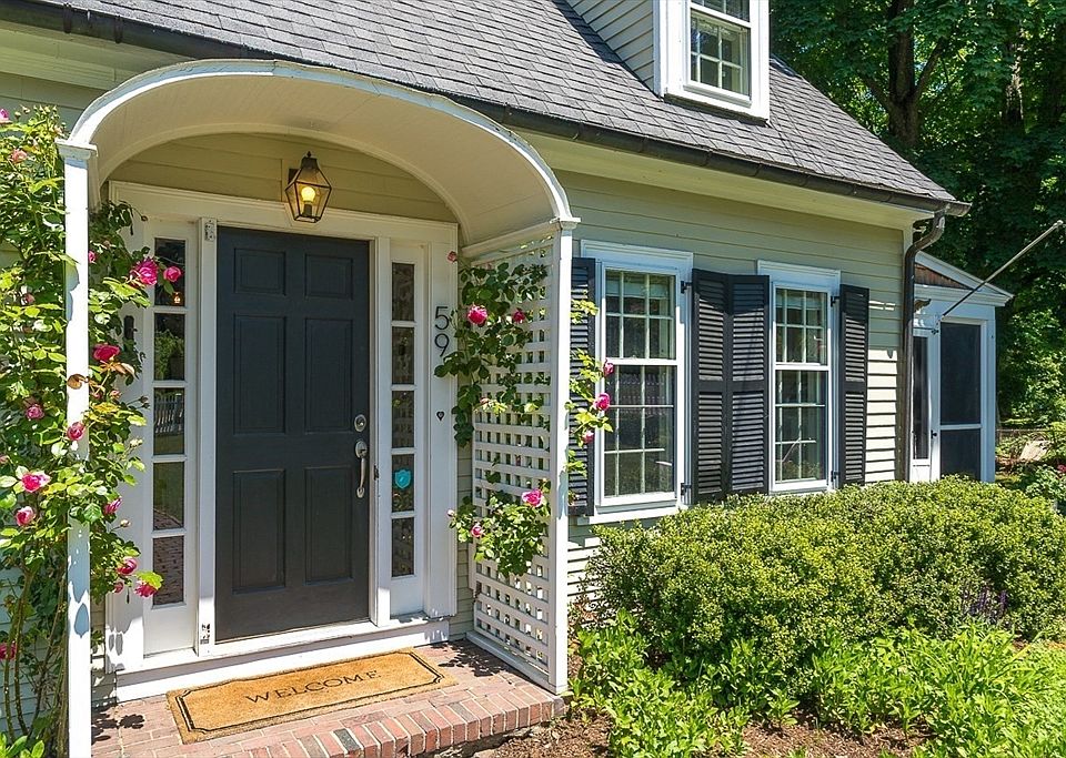 59 Oakland St, Melrose, MA 02176 | Zillow