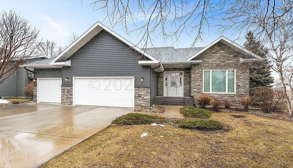 229 Oxbow Cir, Oxbow, ND 58047 | MLS #23-1553 | Zillow 229 Oxbow Cir, Oxbow, ND 58047 | MLS #23-1553 | Zillow