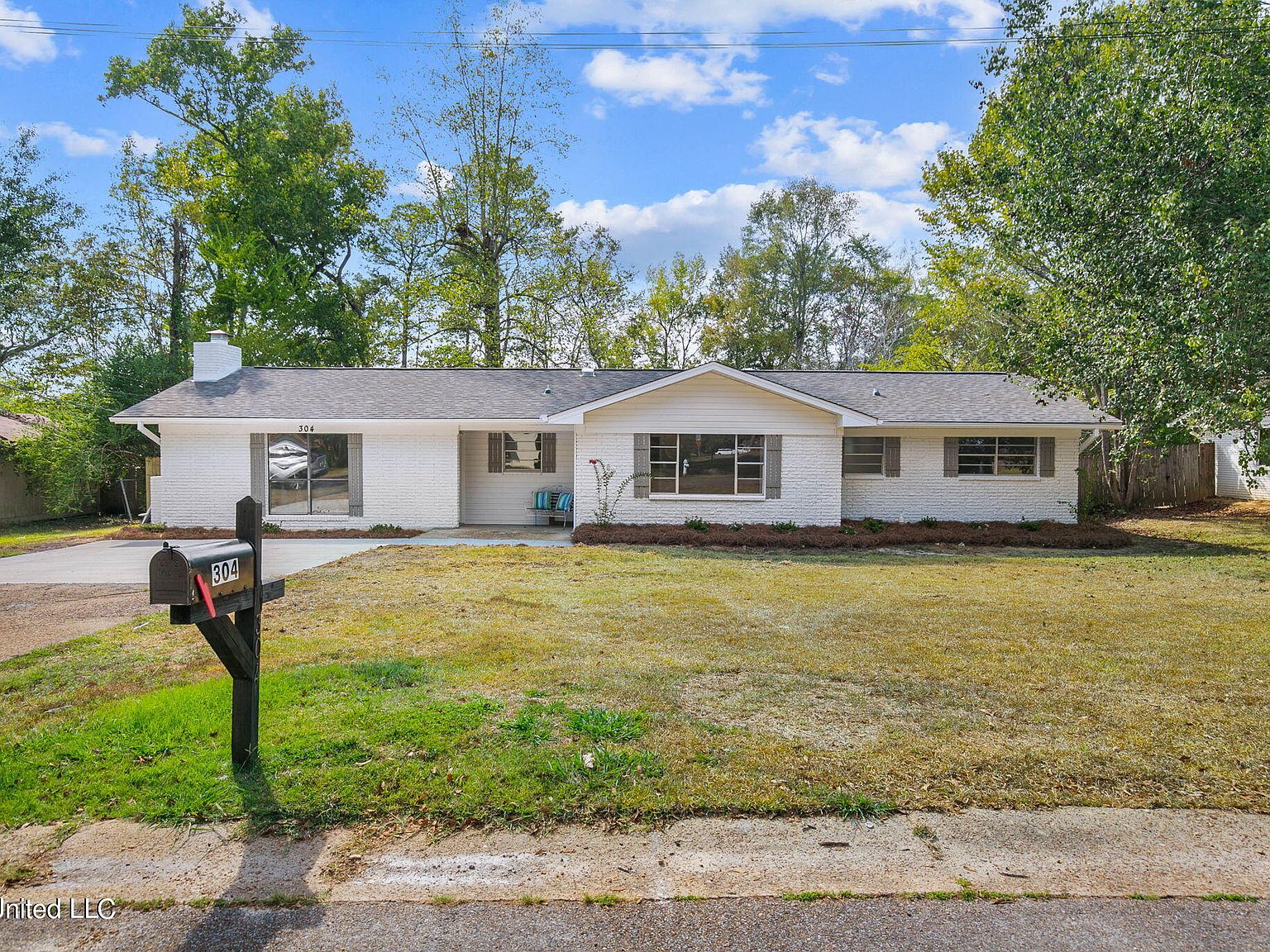 304 Bomar St, Brandon, MS 39042 | Zillow