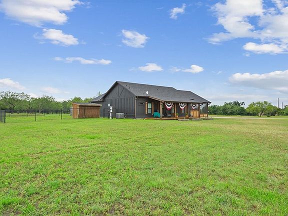 190 Hcr #3258, Mount Calm, TX 76673 | Zillow