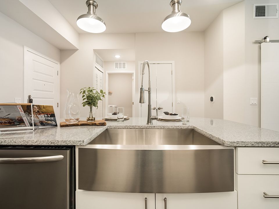 Magnolia Square - 5934 Premier Way Naples FL | Zillow