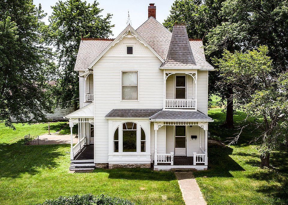 309 Maple Ave, Denton, KS 66017 | Zillow