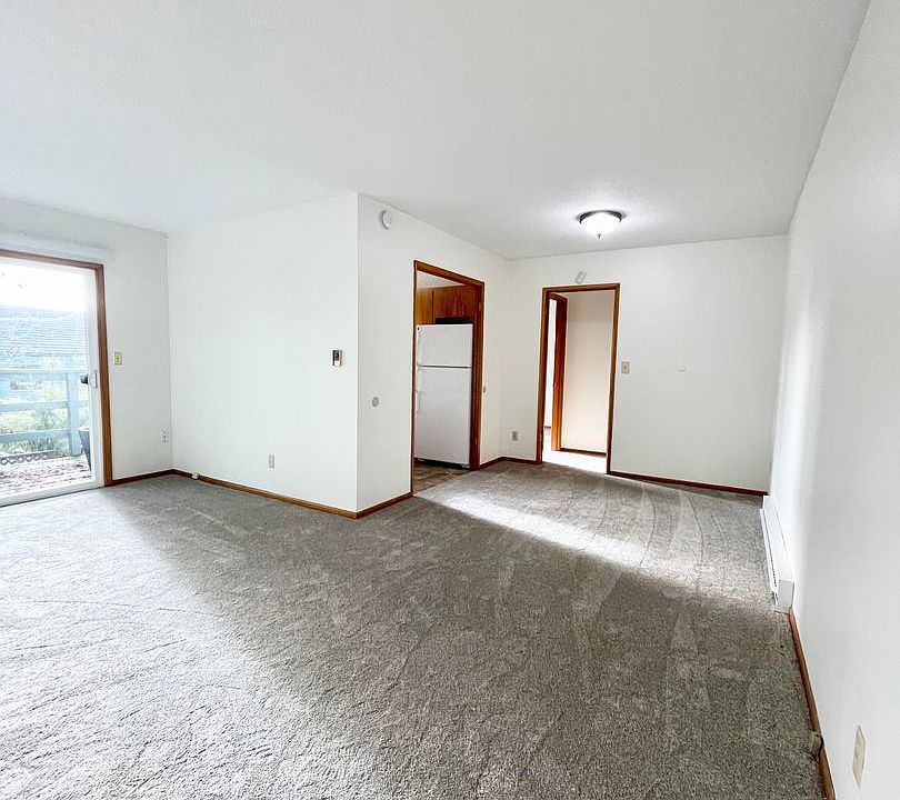 6940 SW Canyon Road Apartments - 6940 SW Canyon Rd Portland OR | Zillow