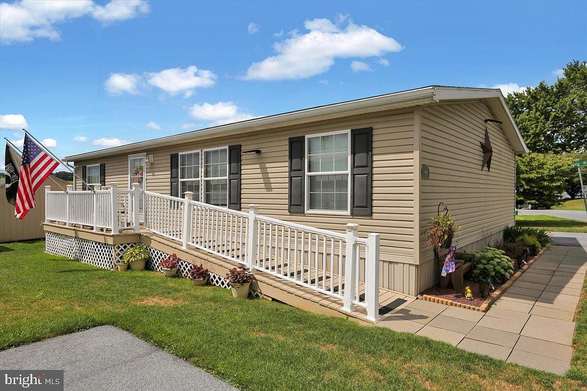 81 Lobin Rd, East Earl, PA 17519 | Zillow