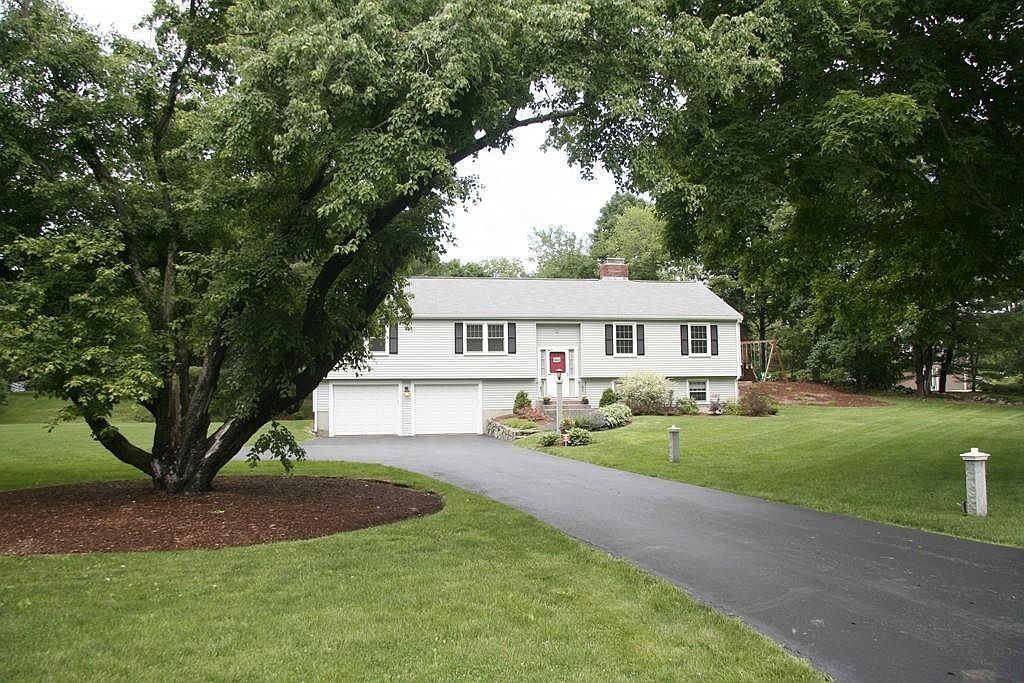 79 Dakin Rd, Sudbury, MA 01776 | Zillow