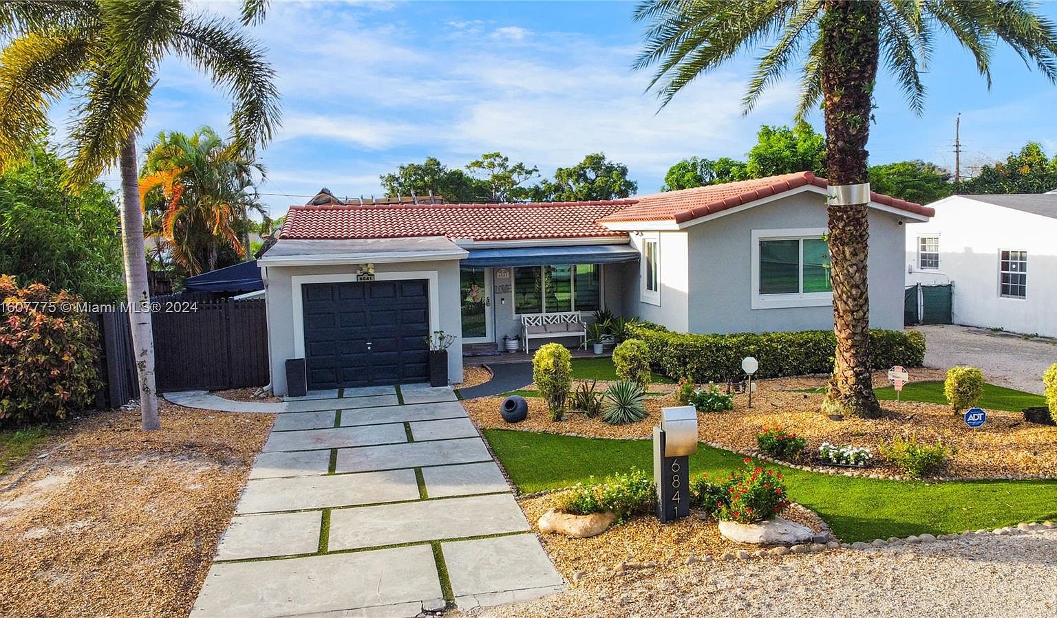 6841 SW 11th St, Hollywood, FL 33023 | Zillow