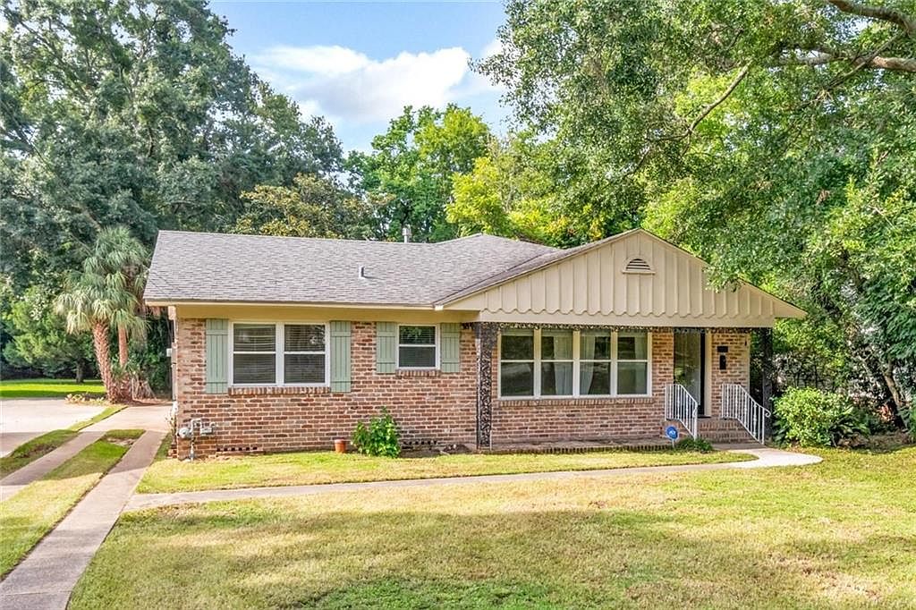 1906 Old Shell Rd, Mobile, AL 36607 | MLS #7428710 | Zillow