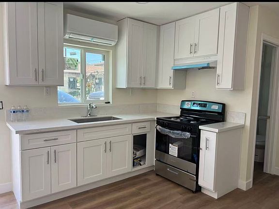 22211 Seine Ave #B, Hawaiian Gardens, CA 90716 | Zillow