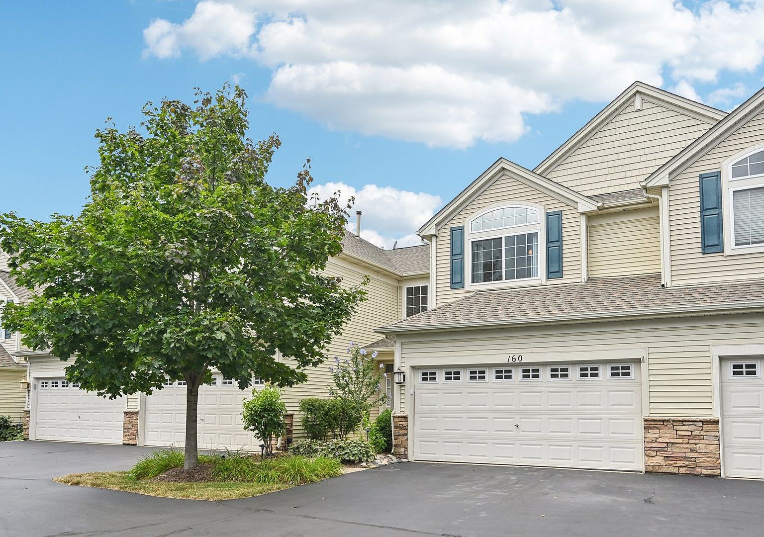 160 Durango Dr #160, Gilberts, IL 60136 | Zillow