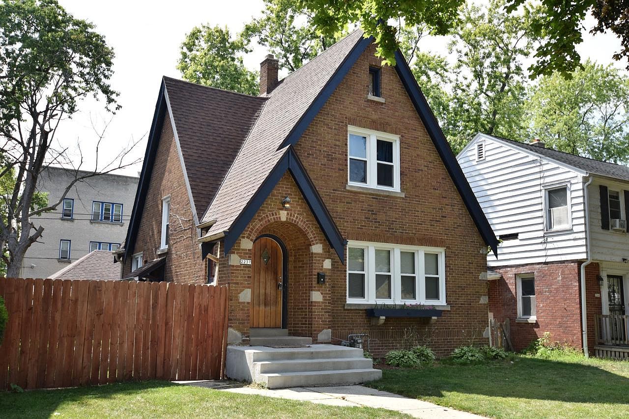 2237 West Olive STREET, Milwaukee, WI 53209 | MLS #1845756 | Zillow