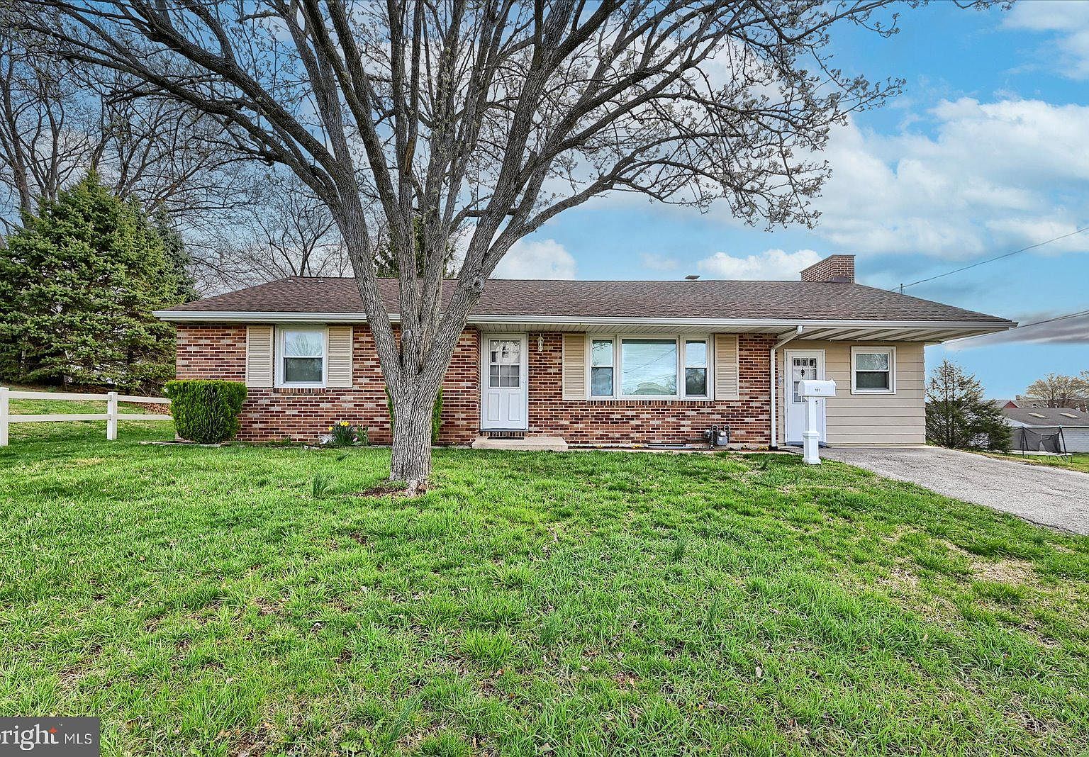 101 N Hartman St, Manchester, PA 17345 | Zillow