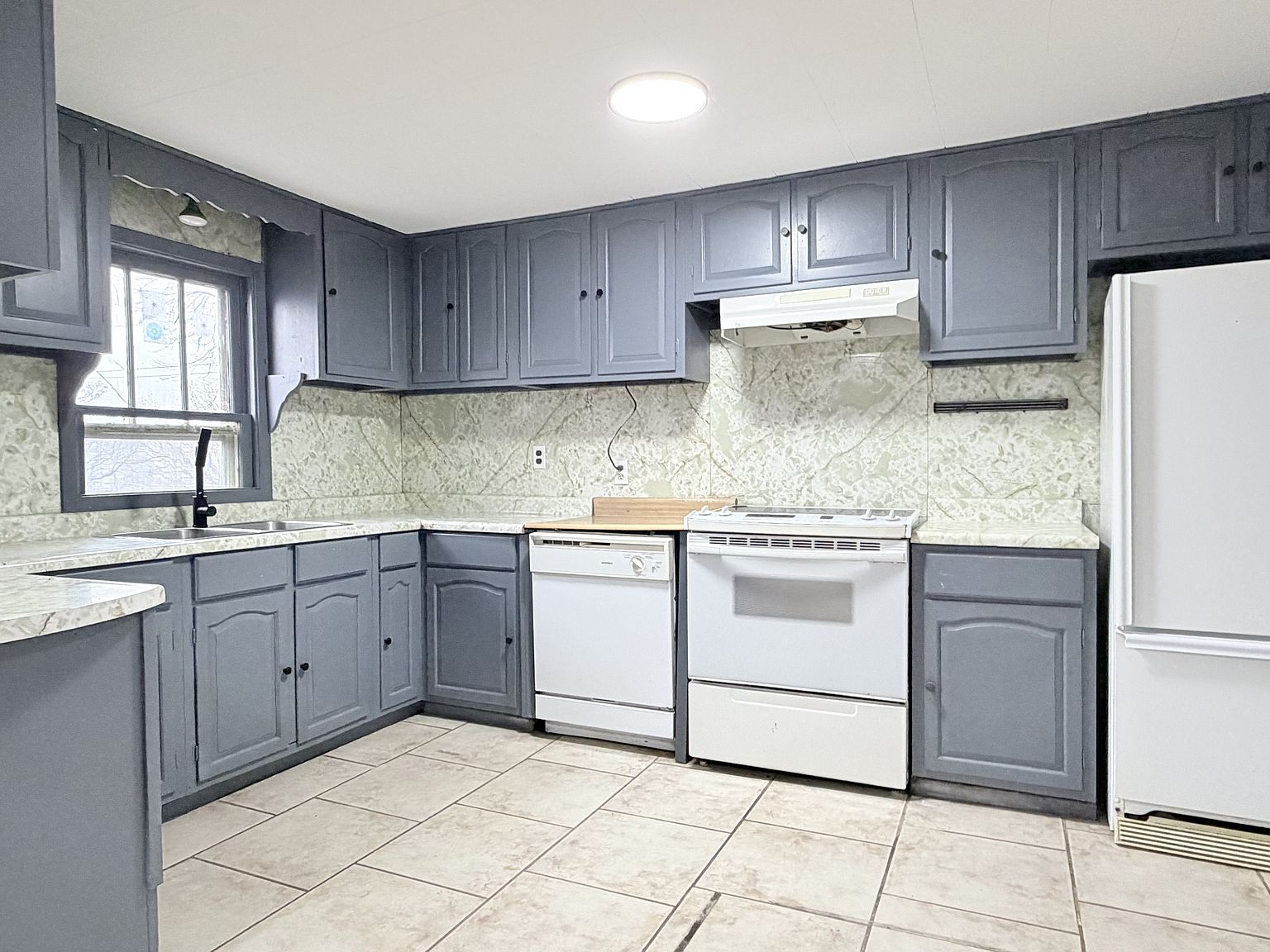 474 Chilver Rd #6, Windsor, ON N8Y 2J7 | Zillow
