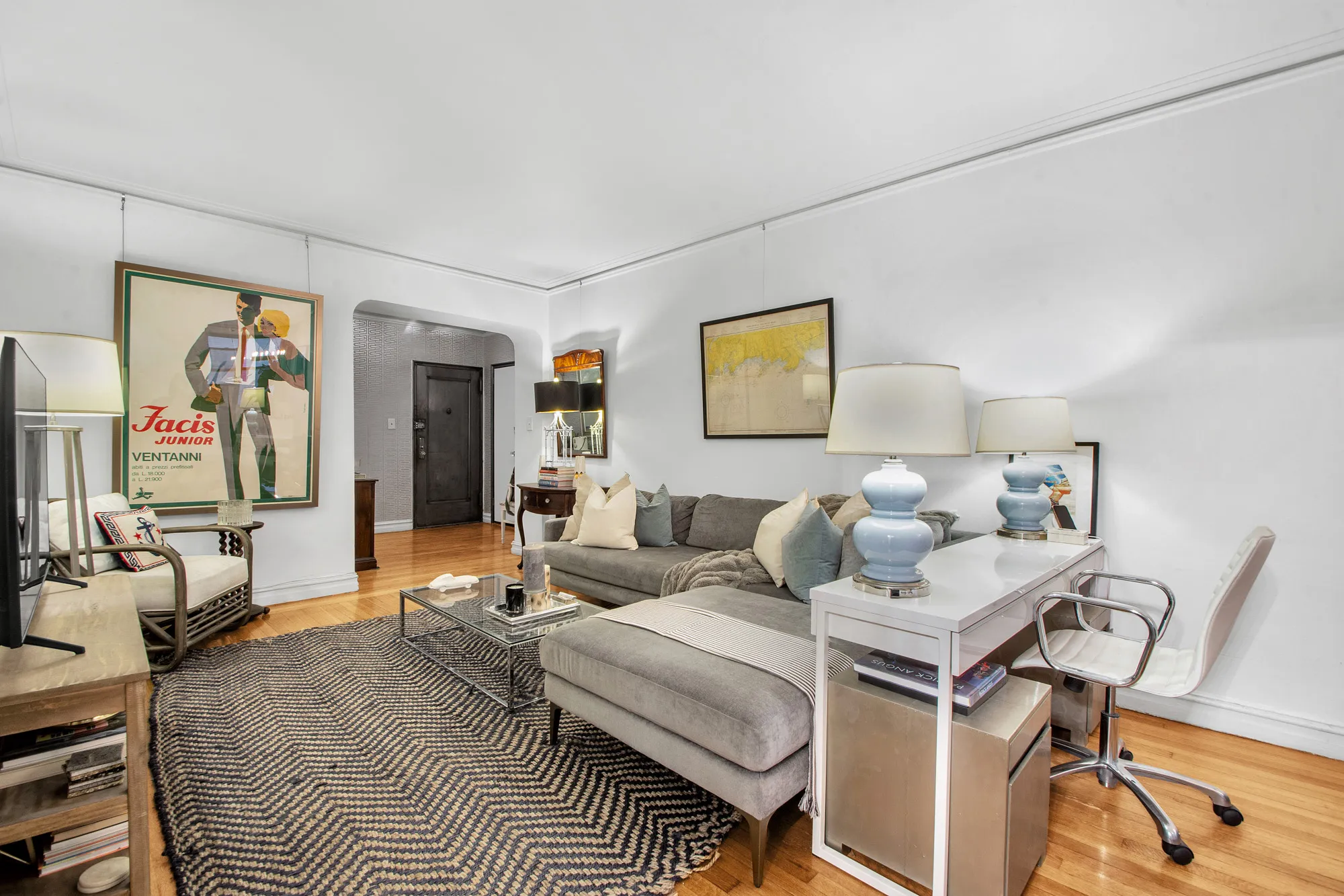 222 East 35th Street #1E in Murray Hill, Manhattan | StreetEasy