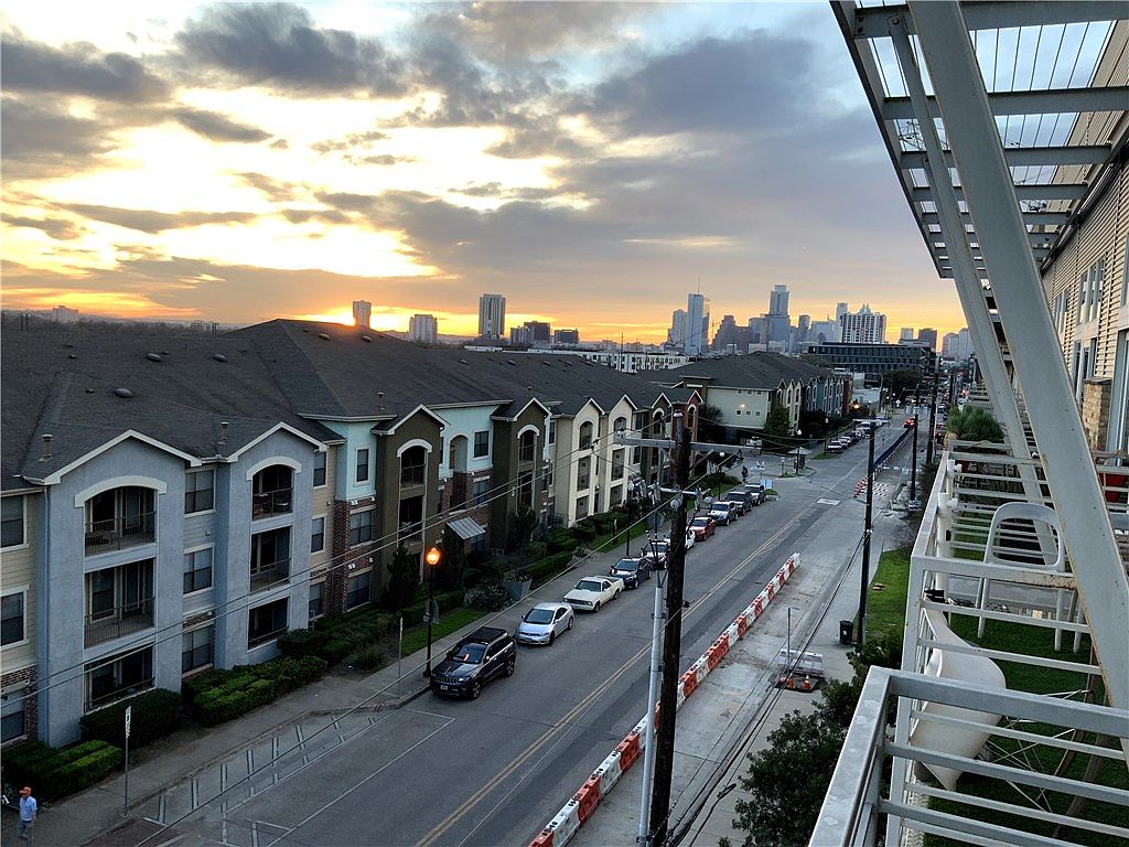 2124 E 6th St UNIT 415, Austin, TX 78702 | Zillow