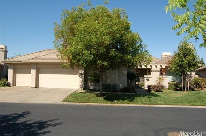 4924 Golf Course Cir, Elk Grove, CA 95758 | Zillow