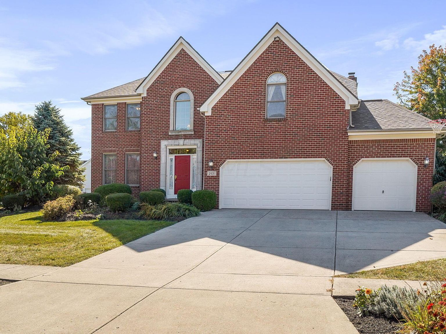 2431 Milligan Grv, Grove City, OH 43123 | Zillow