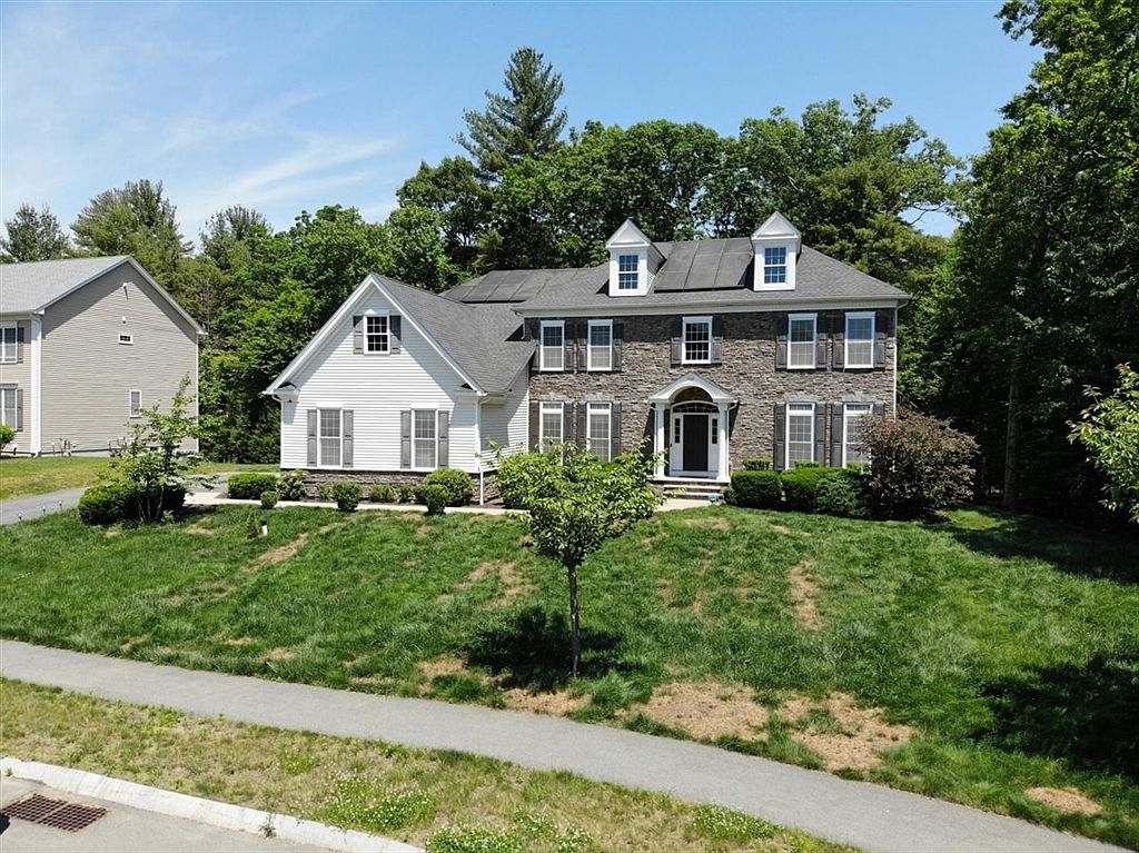 208 Mohawk Path, Holliston, MA 01746 | MLS #73248927 | Zillow