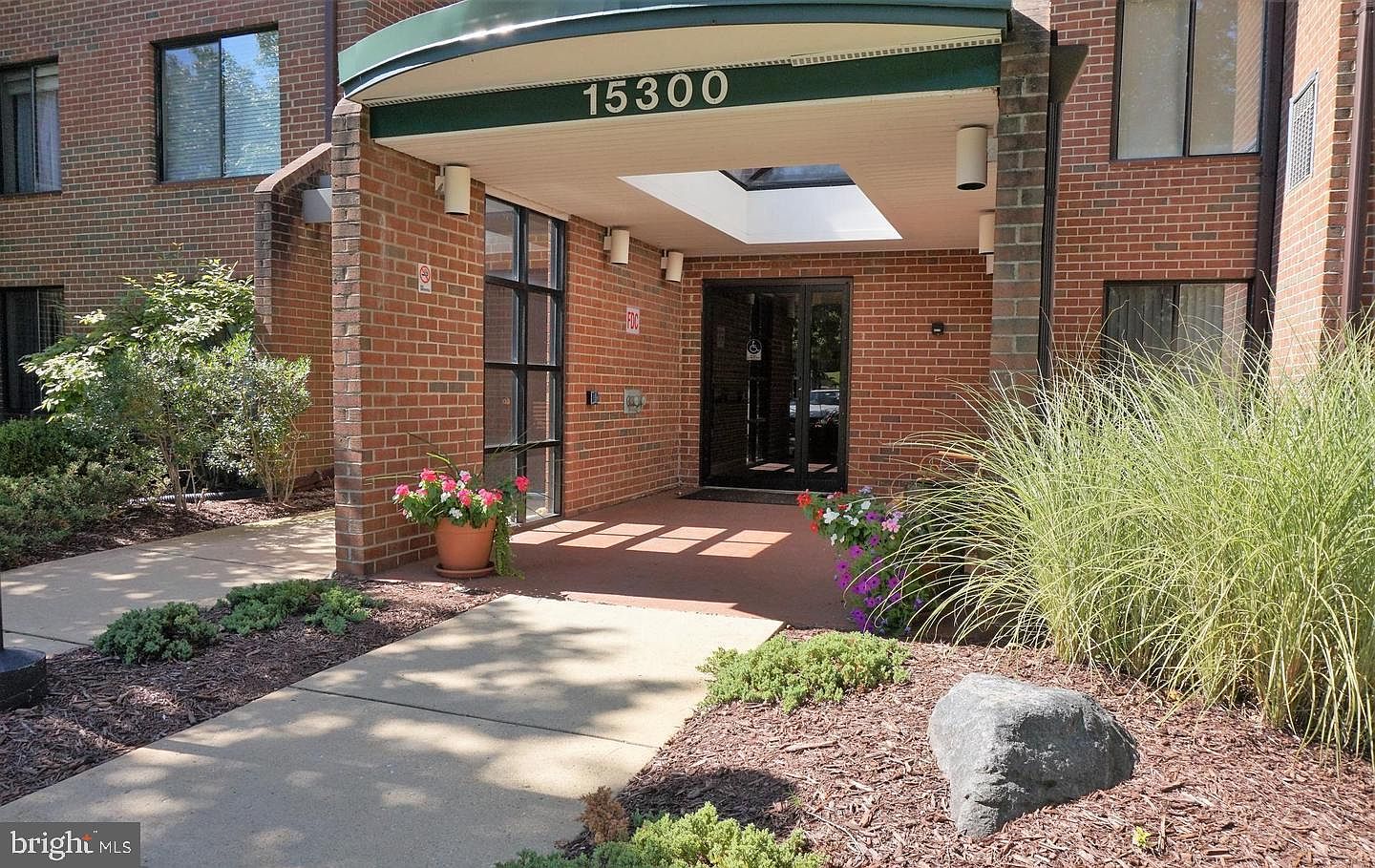 15300 Beaverbrook Ct #88-3E, Silver Spring, MD 20906 | Zillow