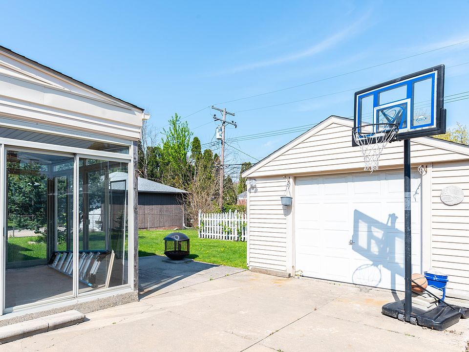 35932 Little Mack Ave, Clinton Township, MI 48035 | MLS #50108200 | Zillow