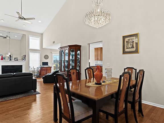 3165 Lacosta Ct, Commerce Township, MI 48382 | MLS #20250015646 | Zillow