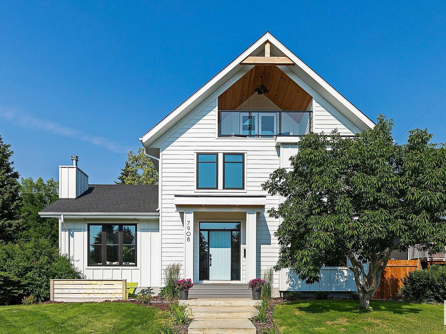 7908 143rd St NW, Edmonton, AB T5R 0N6 | MLS #E4360754 | Zillow