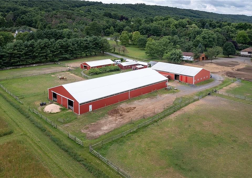 167 Old Stagecoach Rd, Gilbert, PA 18331 | Zillow