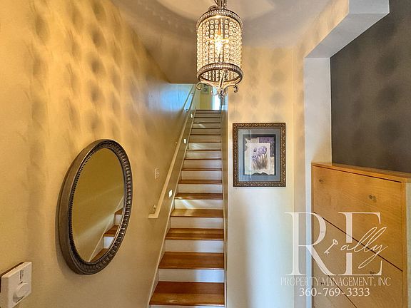 1215C Burwell St, Bremerton, WA 98337 | Zillow