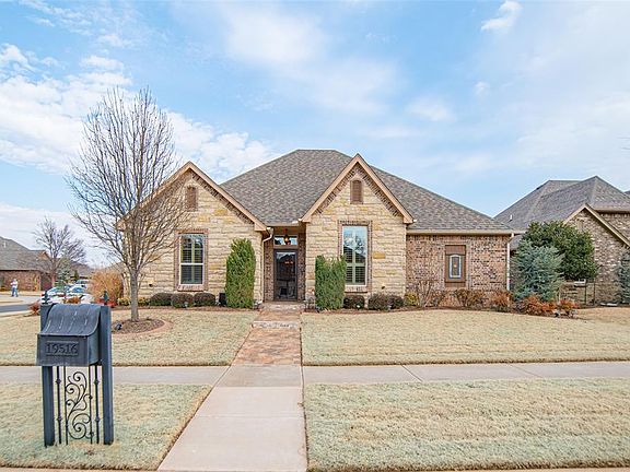 19516 Fieldshire Dr, Edmond, OK 73012 | Zillow