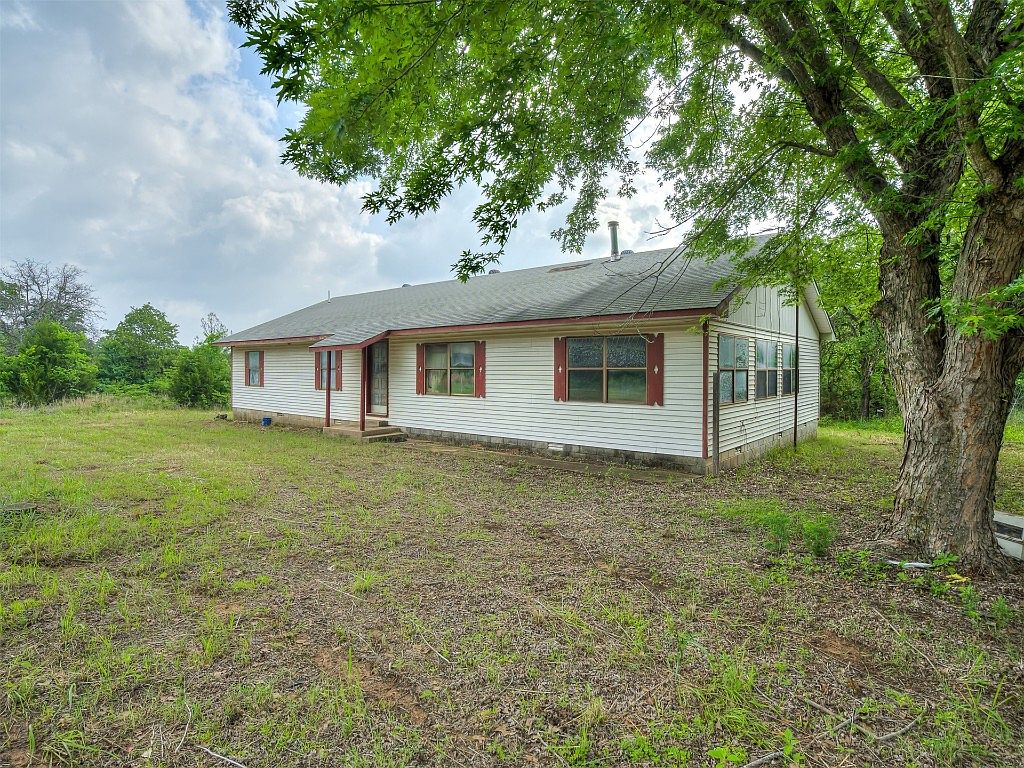 38097 Sing Rd, Macomb, OK 74852 | Zillow