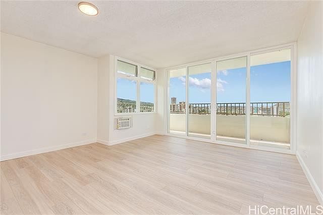 796 Isenberg St APT 18J, Honolulu, HI 96826 | Zillow
