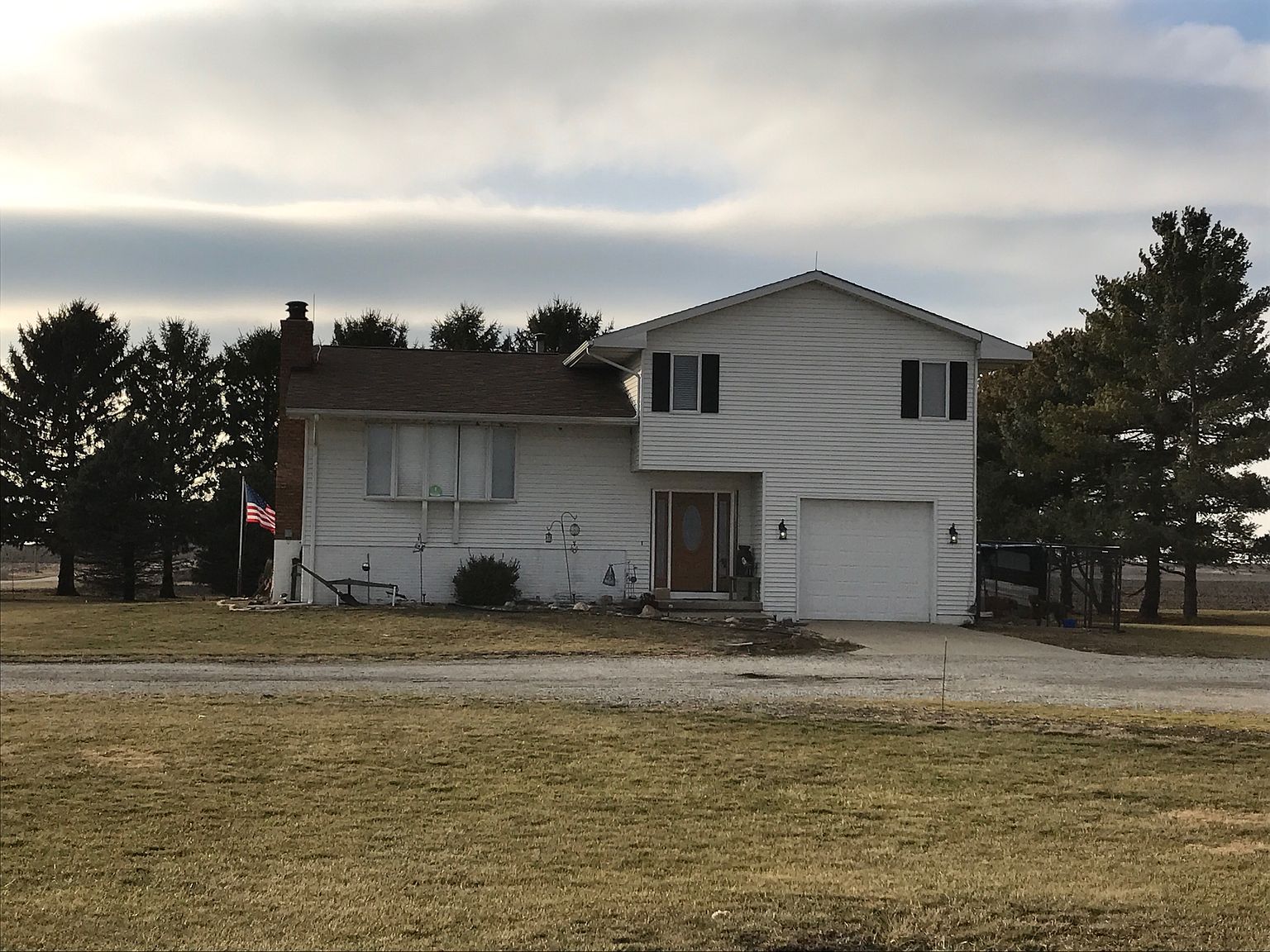 380 E 800 North Rd, Milmine, IL 61855 | Zillow