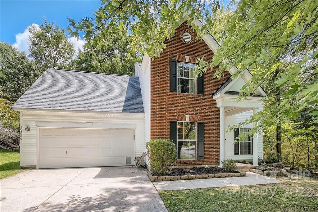 10806 Northwoods Forest Dr, Charlotte, NC 28214 | Zillow