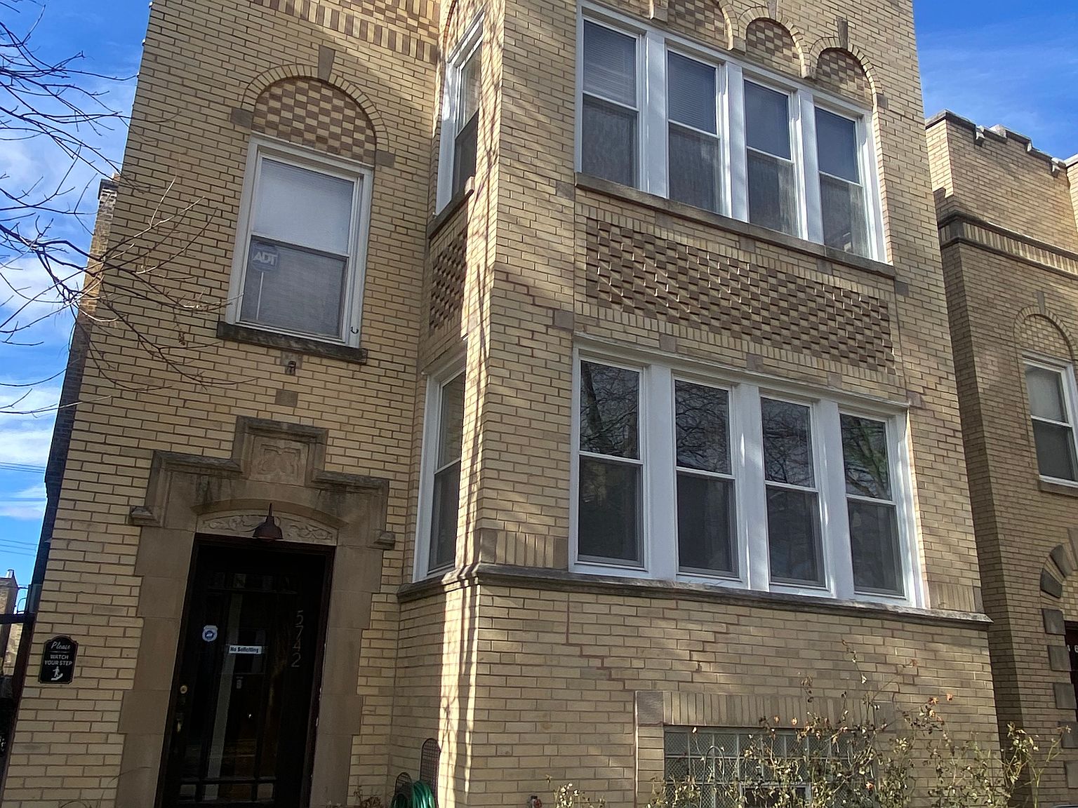 5742 N Spaulding Ave #2, Chicago, IL 60659 | Zillow