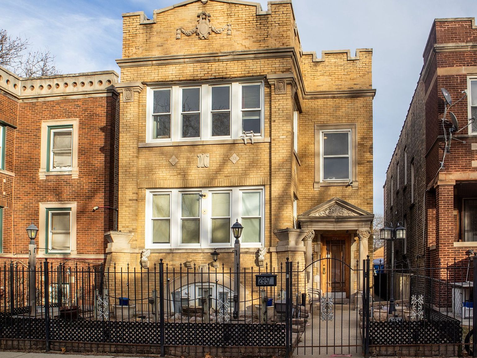 2957 N Keating Ave UNIT 1, Chicago, IL 60641 | Zillow