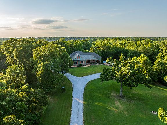 201 Tee Lane, Carl Junction, MO 64834 | MLS #60271530 | Zillow