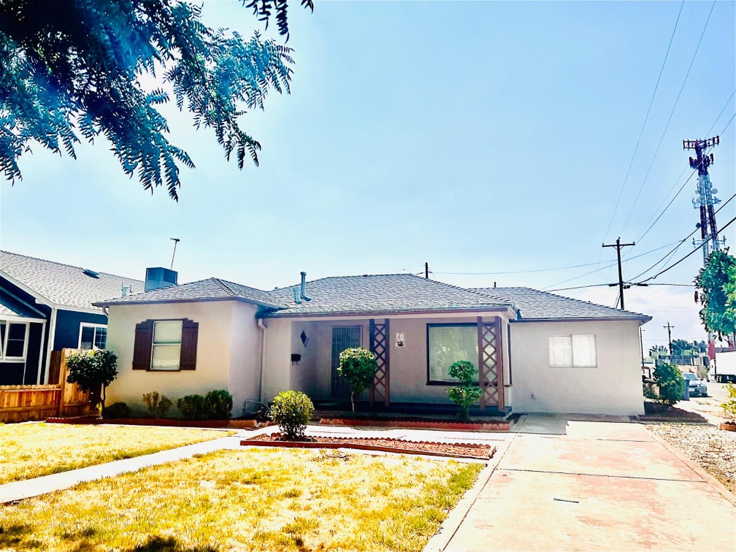 305 2nd St, Gustine, CA 95322 | Zillow