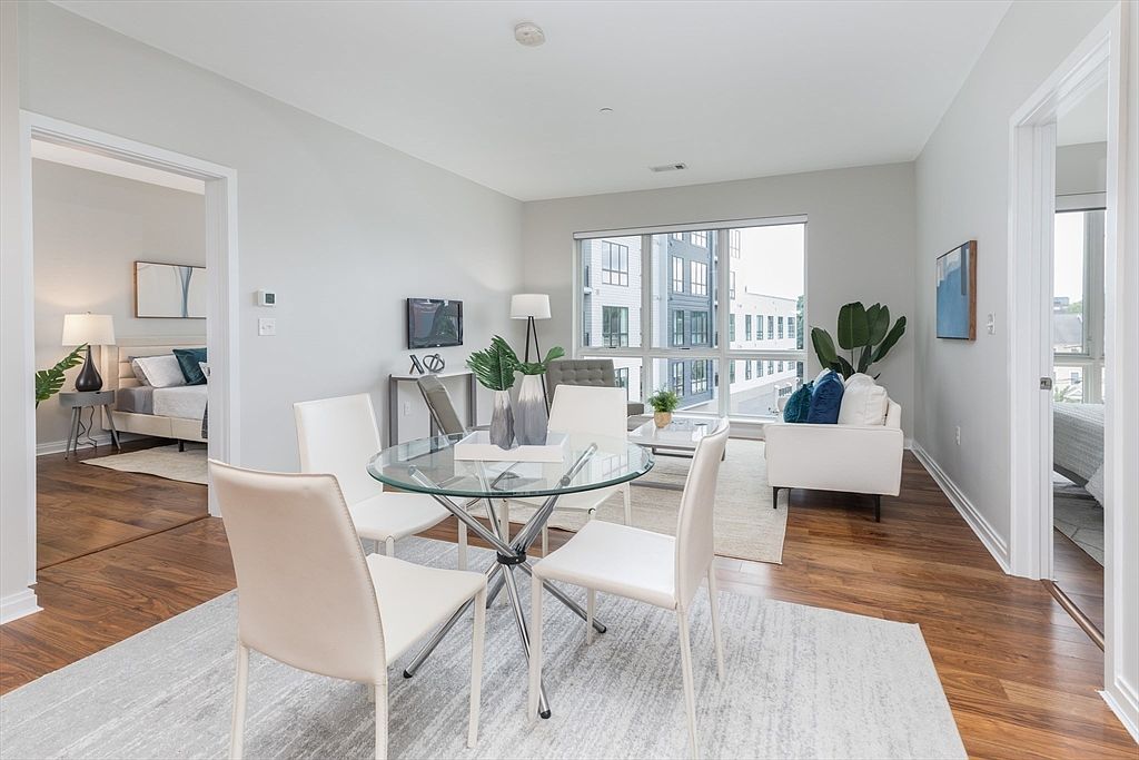 3531 Washington St UNIT 304, Boston, MA 02130 | Zillow