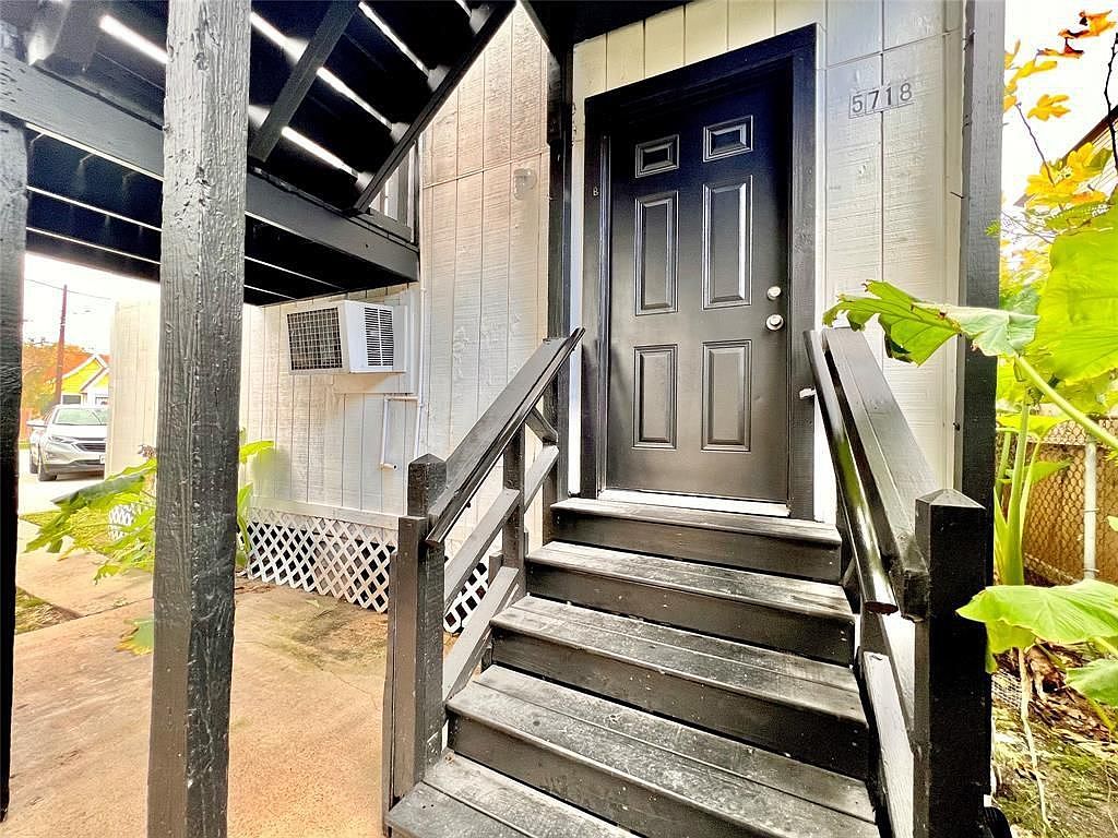 5718 Sherman St #B, Houston, TX 77011 | Zillow