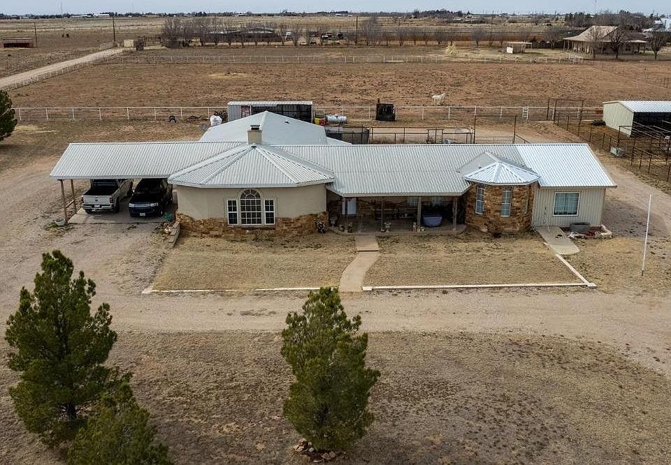 6875 Armadillo Rd, Lubbock, TX 79407 | MLS #202301881 | Zillow