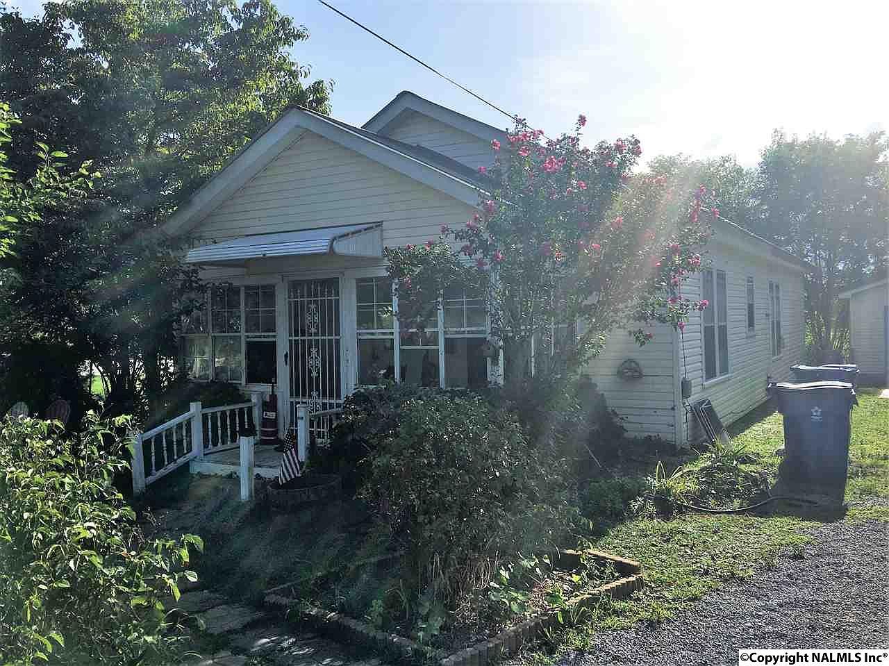 515 S Hambrick St, Albertville, AL 35950 | Zillow