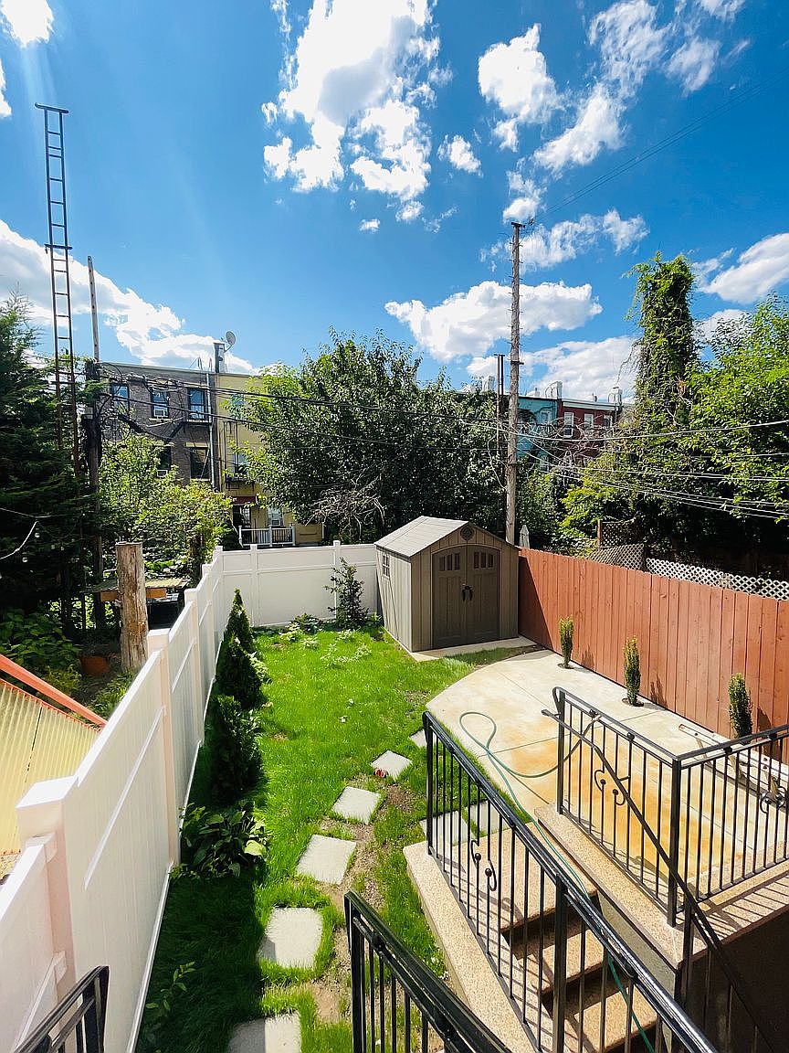 195 Monitor St FLOOR 1, Brooklyn, NY 11222 | Zillow