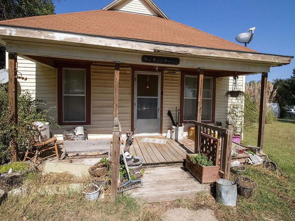 4812 E Main St, Medora, KS 67502 | Zillow