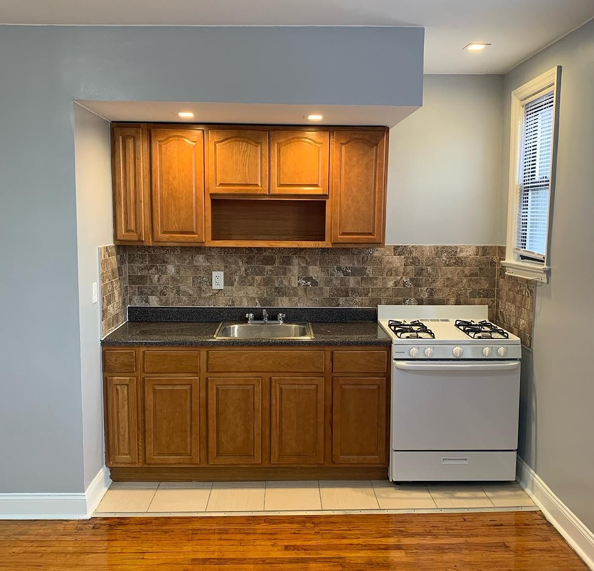 4 Chestnut St APT 304, East Orange, NJ 07018 | Zillow