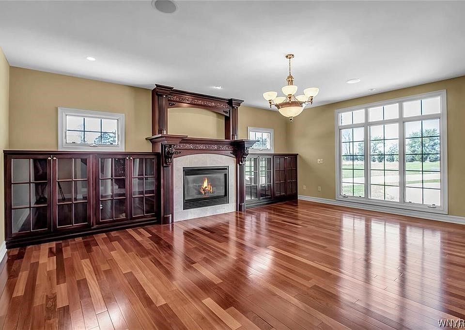 855 Sturgeon Point Rd, Derby, NY 14047 | Zillow