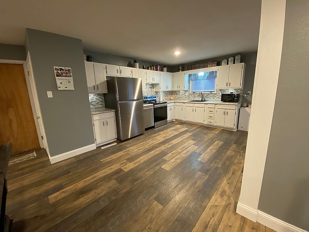 741 Valley Forge Rd, Brookfield, MO 64628 | Zillow